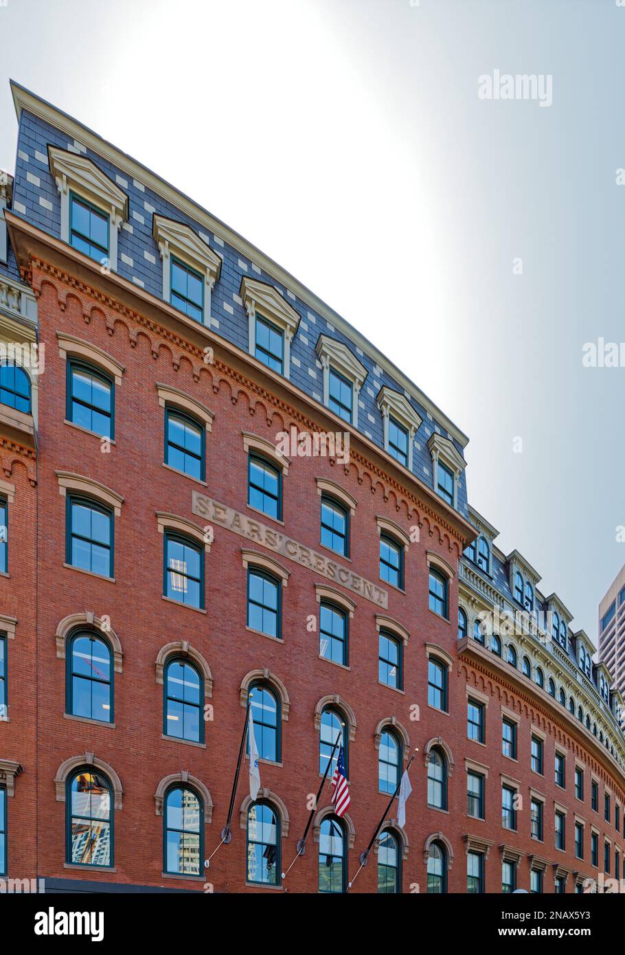 100 city hall plaza hi-res stock photography and images - Alamy