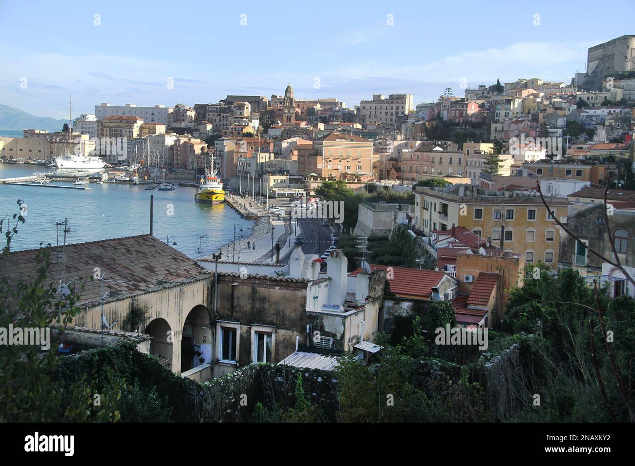Borgo di gaeta hi-res stock photography and images - Alamy
