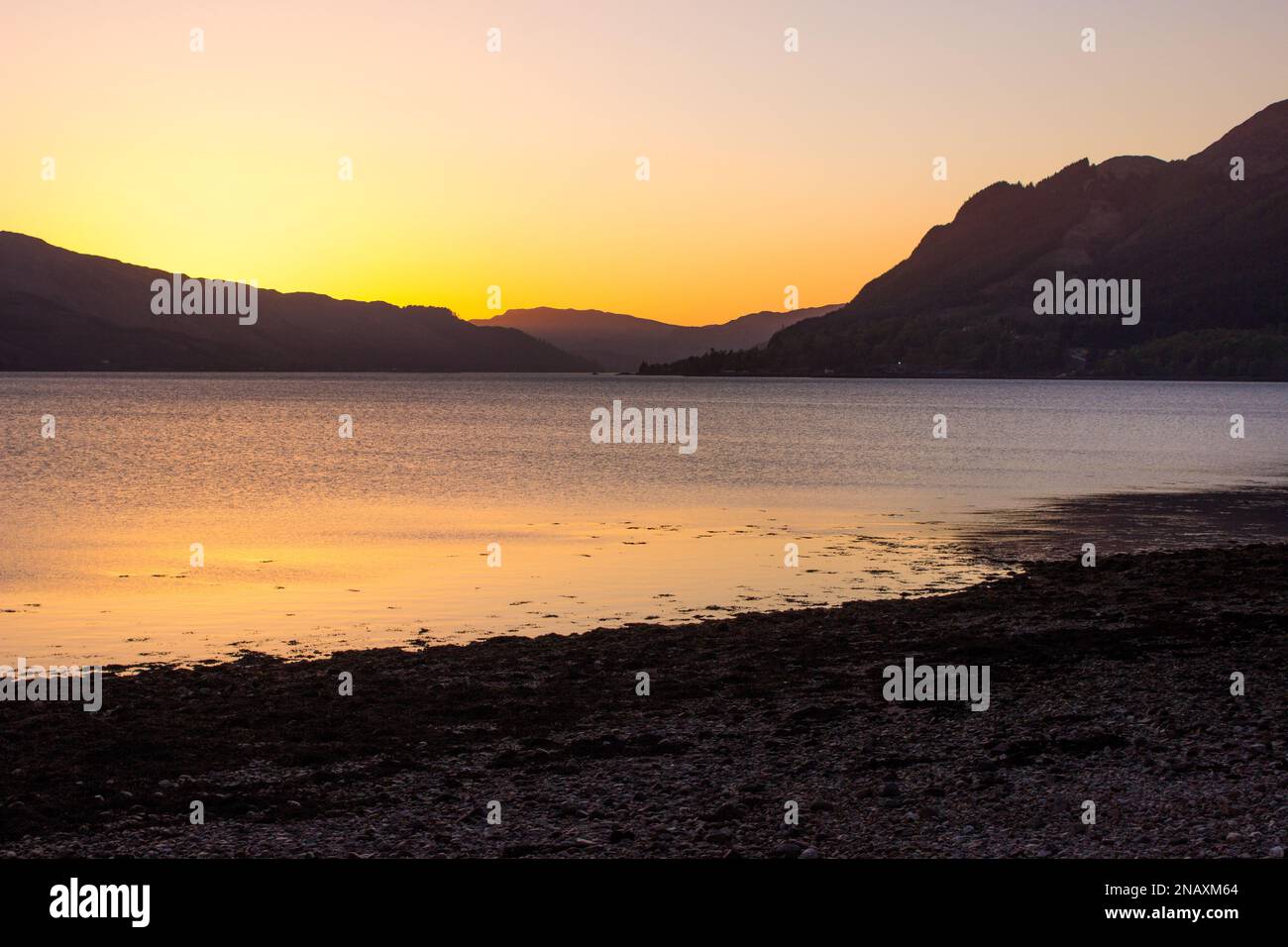 Beautiful sunset over loch hi-res stock photography and images - Alamy