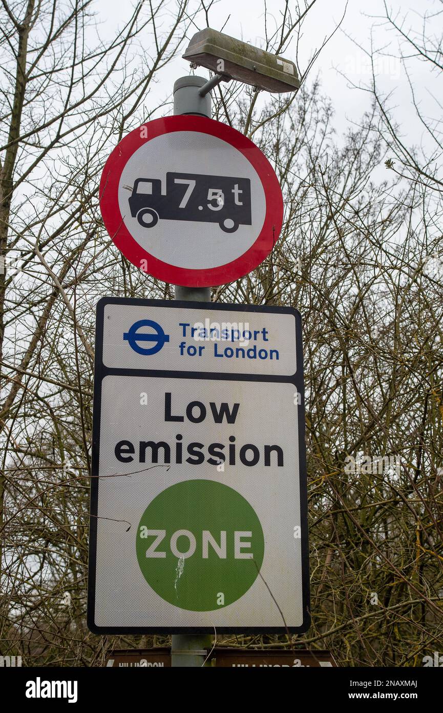 Rickmansworth, Hertfordshire, UK. 12th February, 2023. A Transport for ...