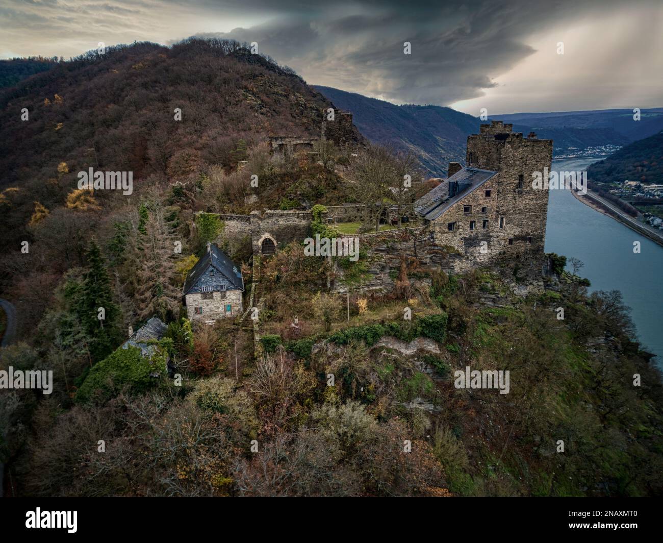 Deutsche burgen hi-res stock photography and images - Alamy