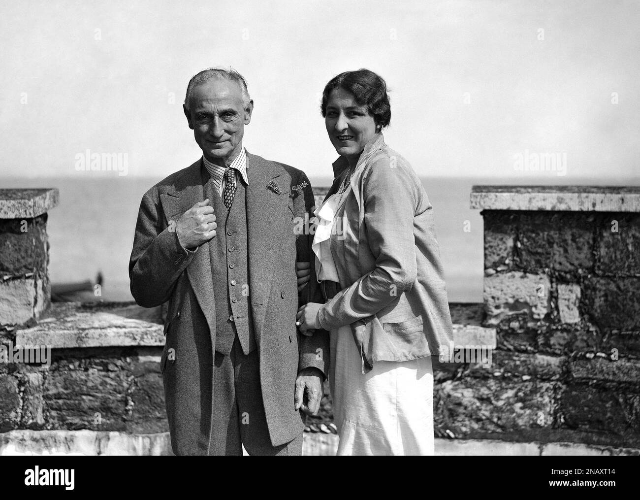 Lord Reading, Rufus Isaacs with his wife Stella Isaacs, born Stella ...