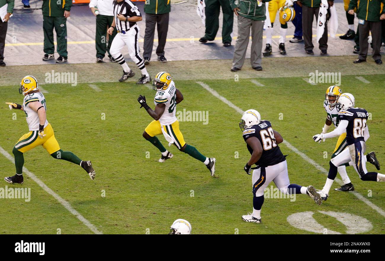 Green Bay Packers strong safety Charlie Peprah, (26) runs after ...
