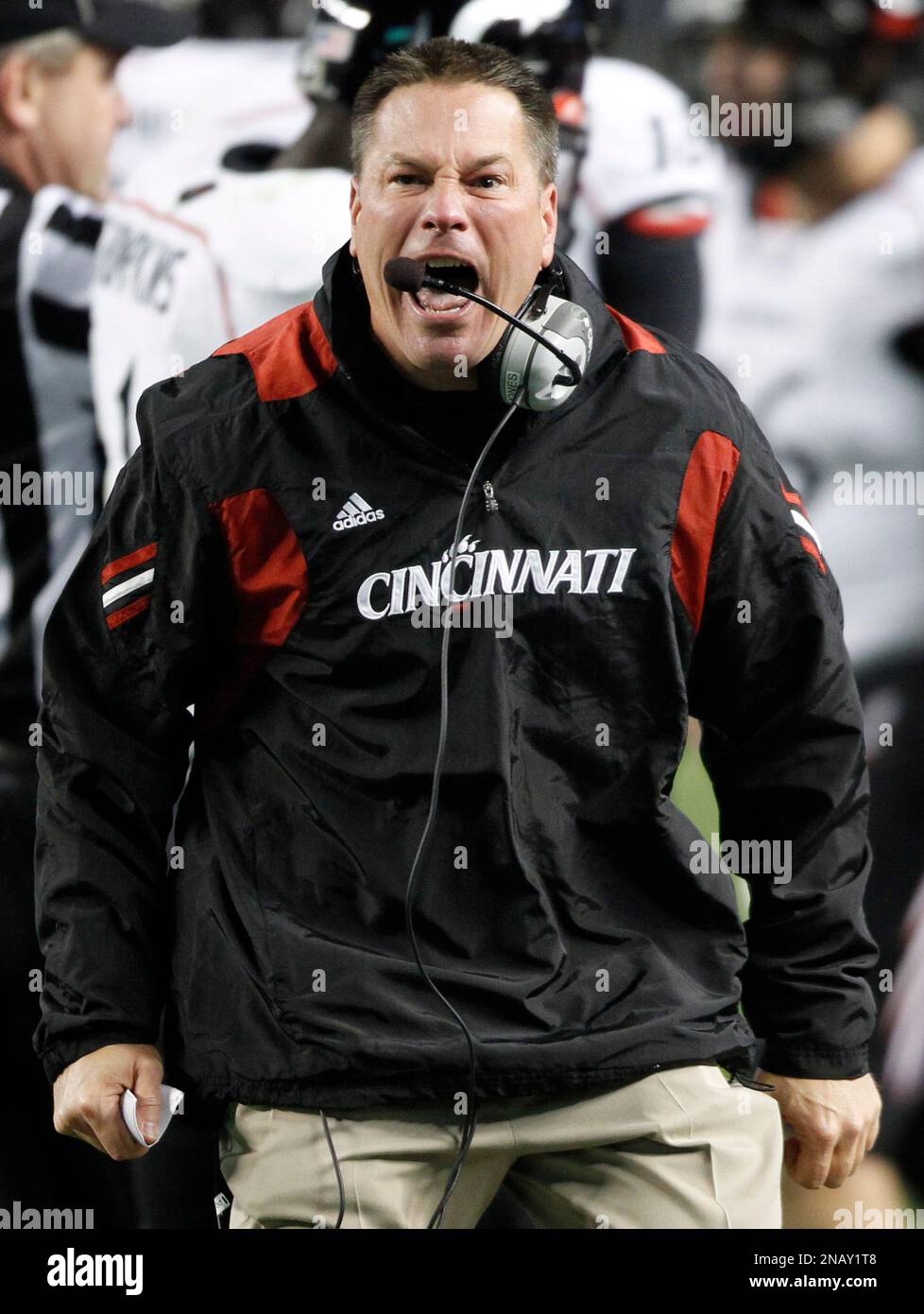 Cincinnati head coach Butch Jones yells at an official on a call in the ...