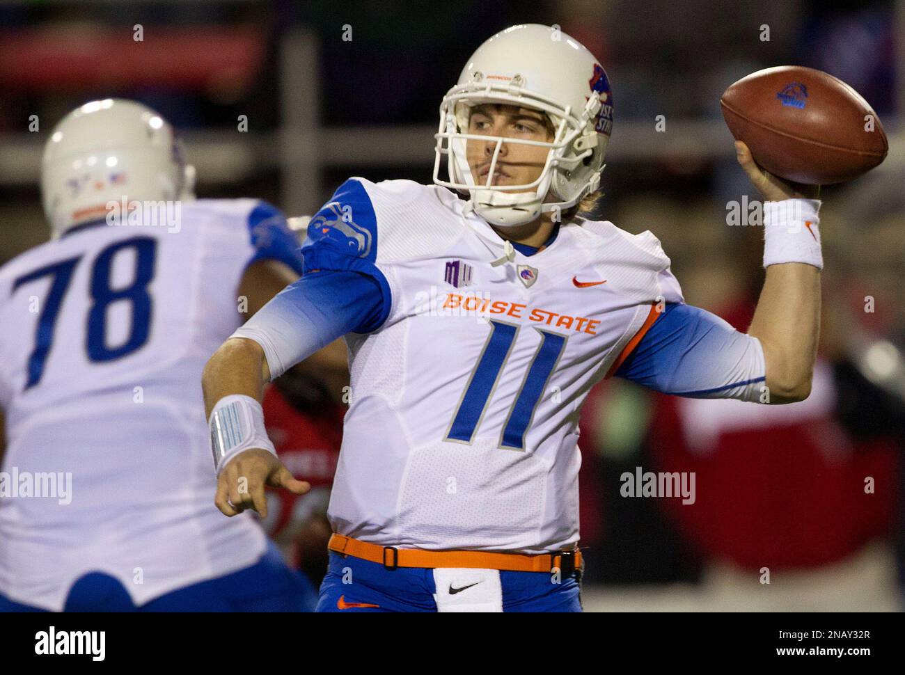 Boise State quarterback Kellen Moore (11) steps back to pass against ...