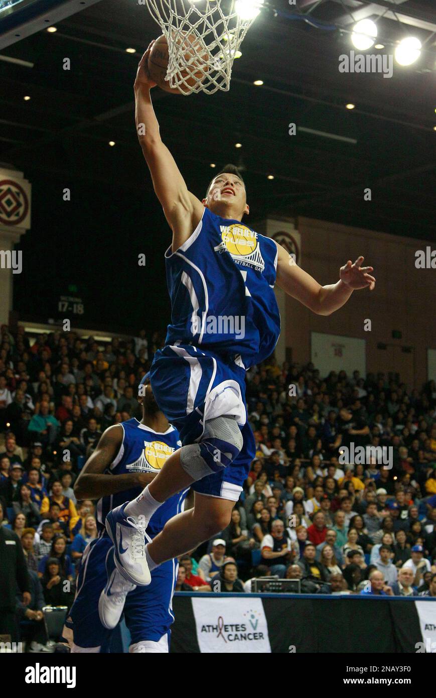 Jeremy Lin of DUB, current players for the Golden State Warriors, dunks ...