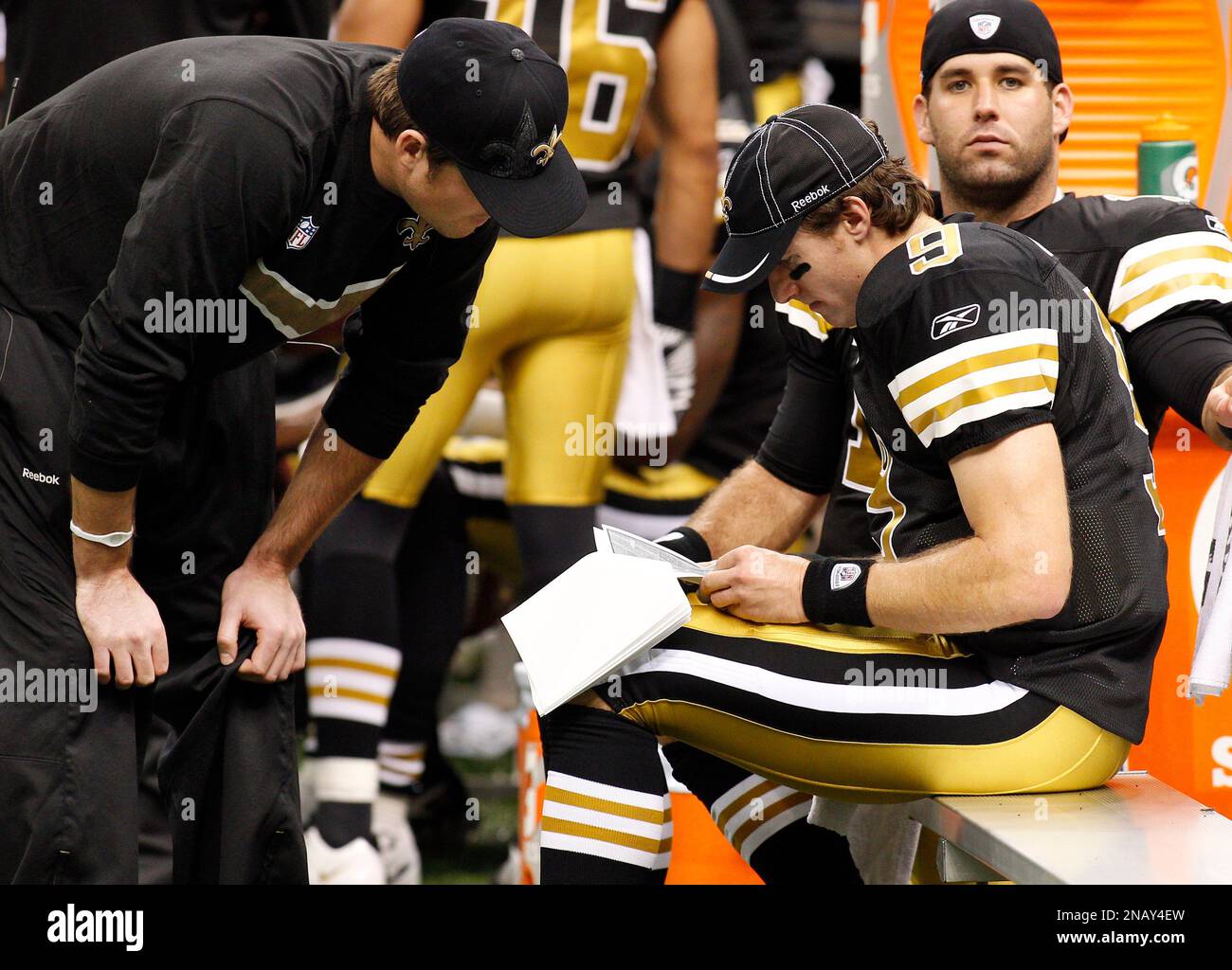 New Orleans Saints quarterback Drew Brees (9) looks over formations on ...