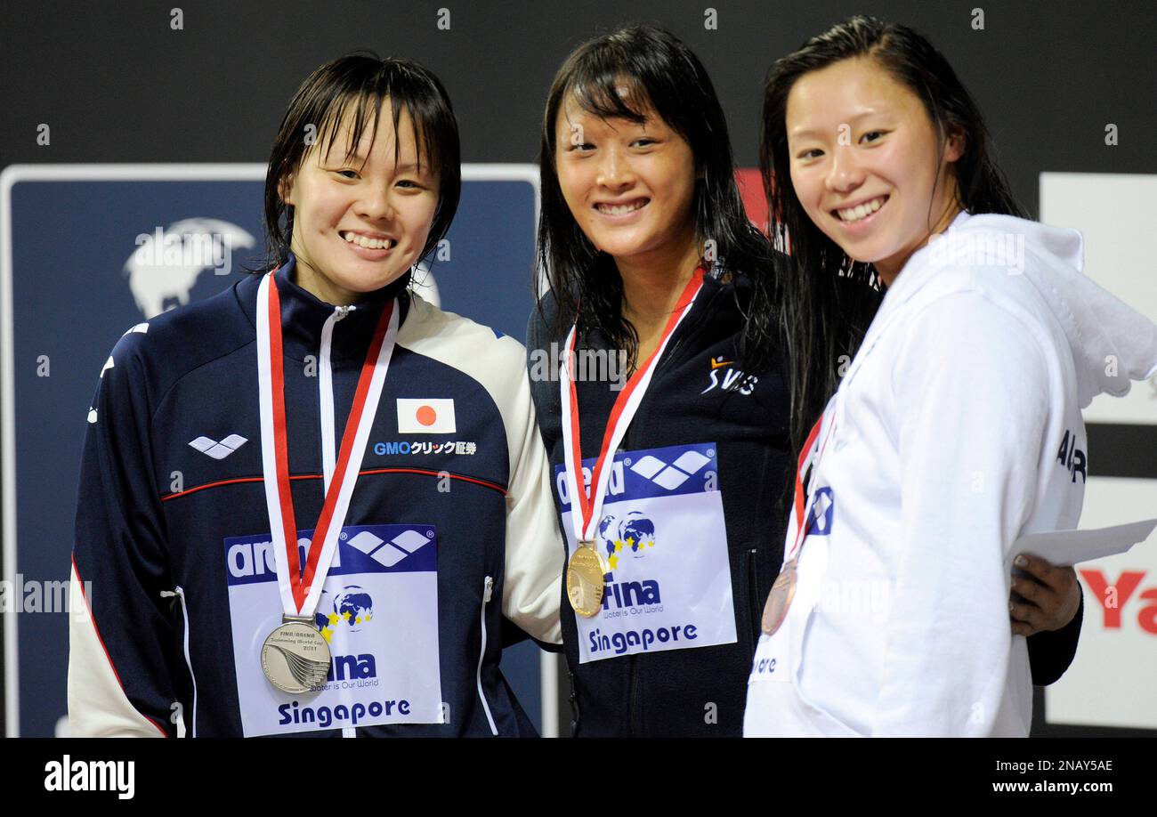Australia's Rachel Goh, center, who won gold in the women's 100-meter ...