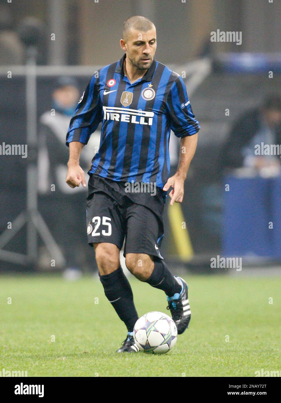 Inter Milan Argentine defender Walter Samuel controls the ball during a ...