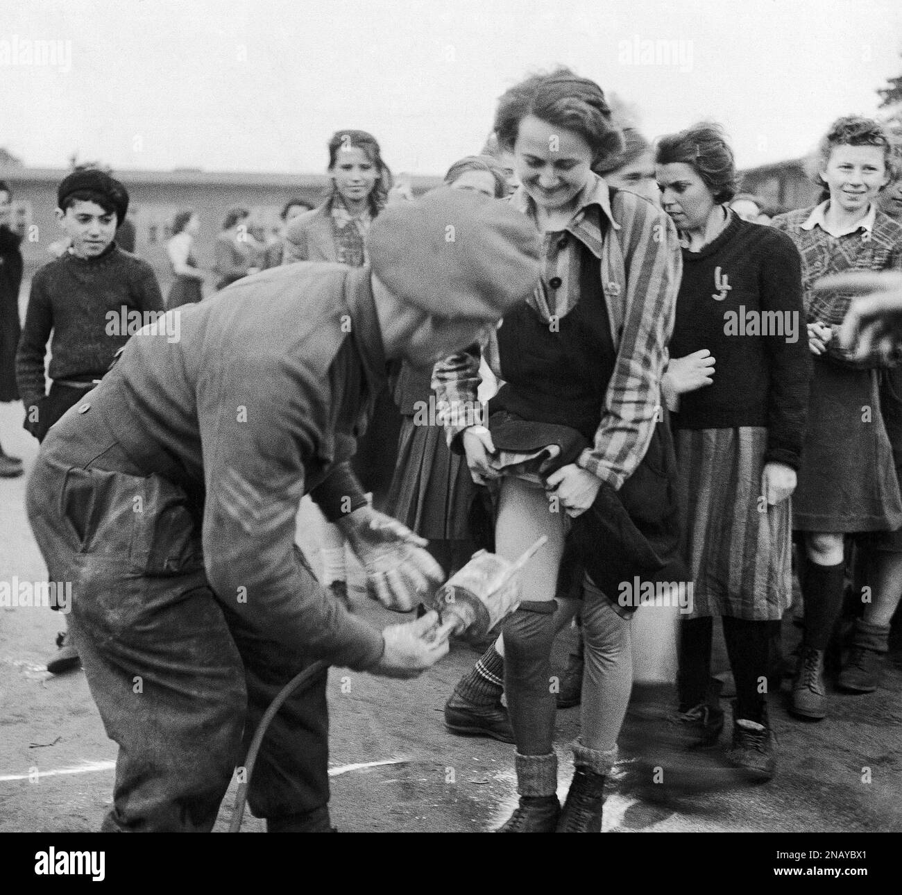 Delousing the inmates at a Belsen concentration camp, Germany on April ...