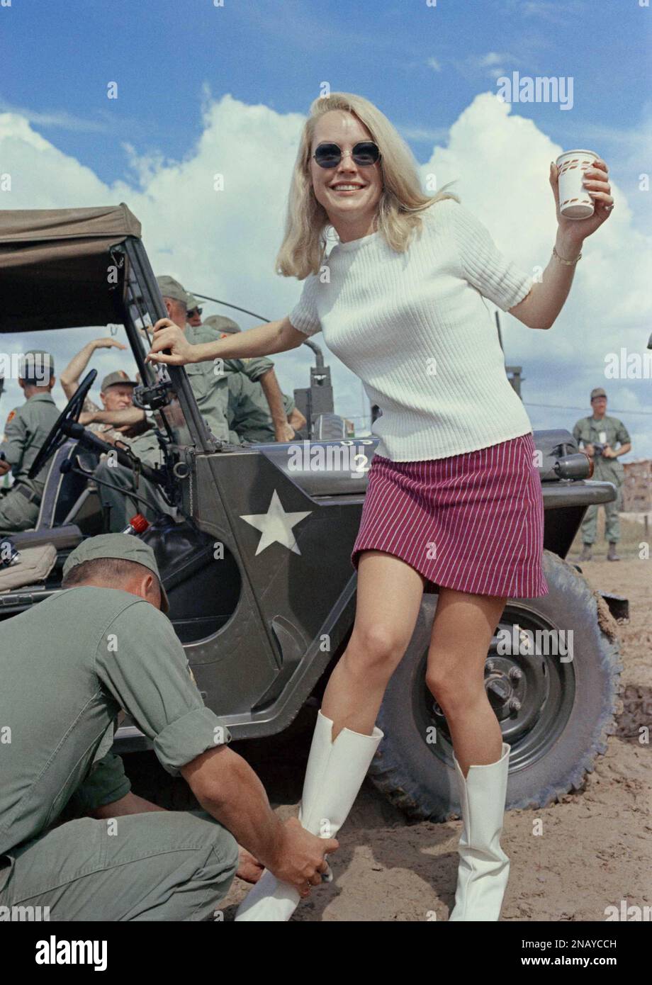 Chris Noel in South Vietnam entertaining soldiers in 1968. (AP Photo ...