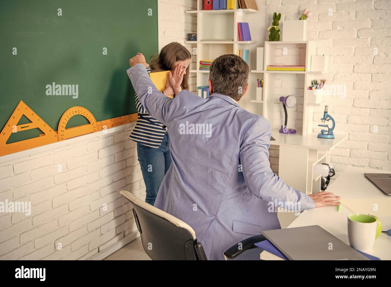 Teacher and pupil shouting hi-res stock photography and images - Alamy