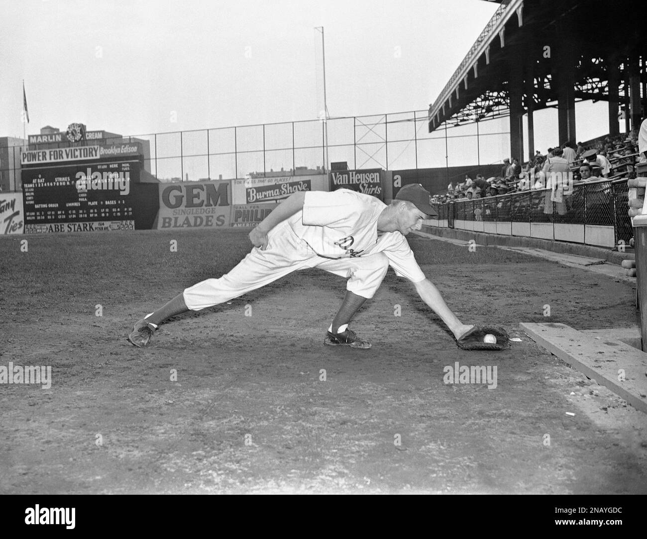 Howard Schultz, new first baseman for Brooklyn Dodgers shown at Ebbets ...