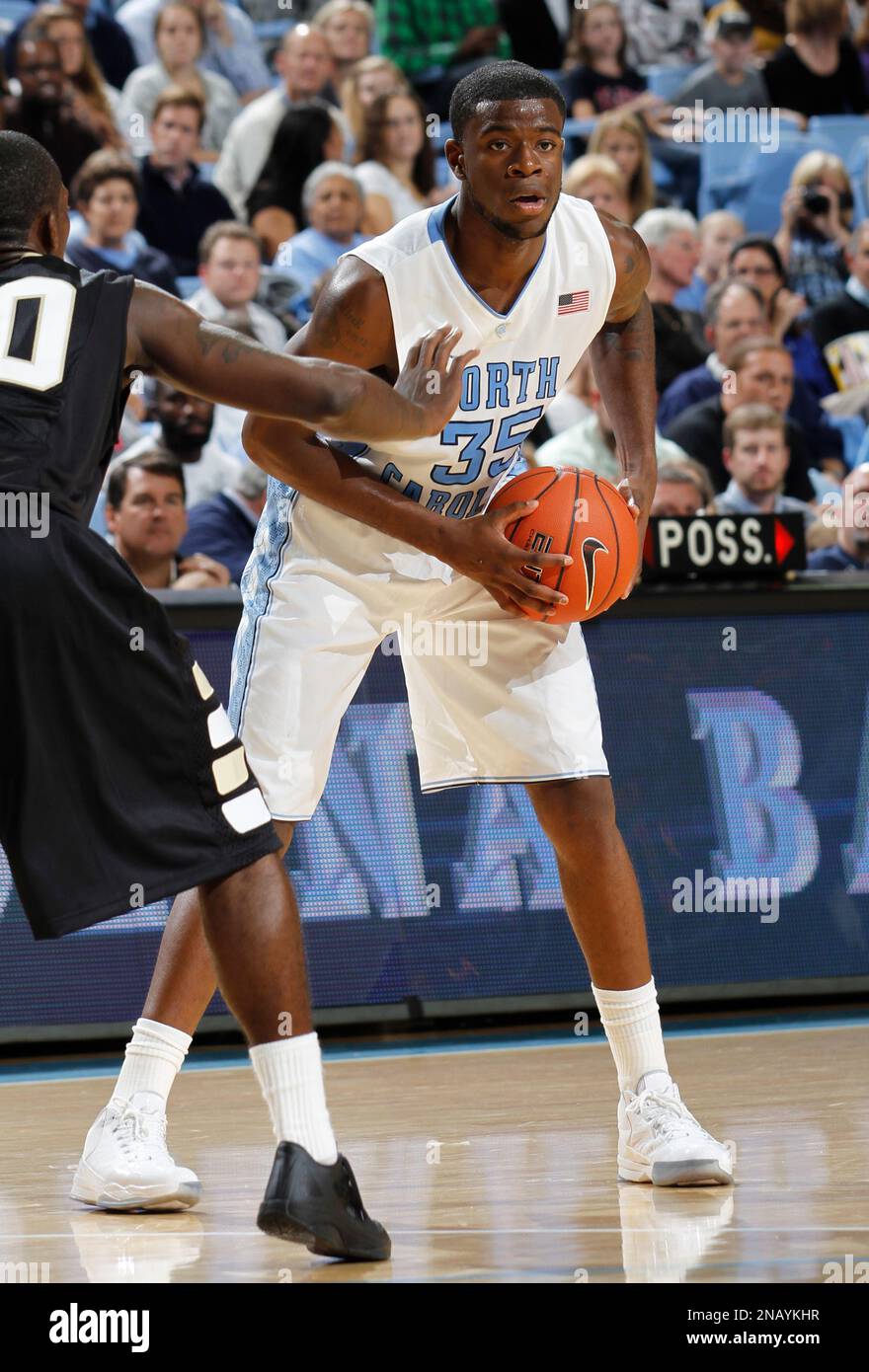 North Carolina Reggie Bullock (35) looks to pass the ball against UNC ...