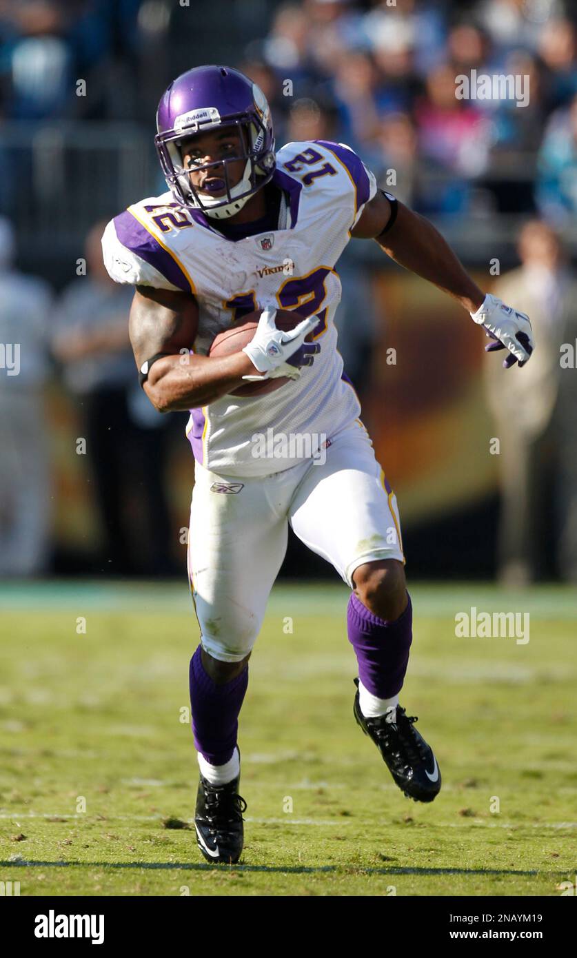 Minnesota Vikings' Percy Harvin (12) runs against the Carolina Panthers ...