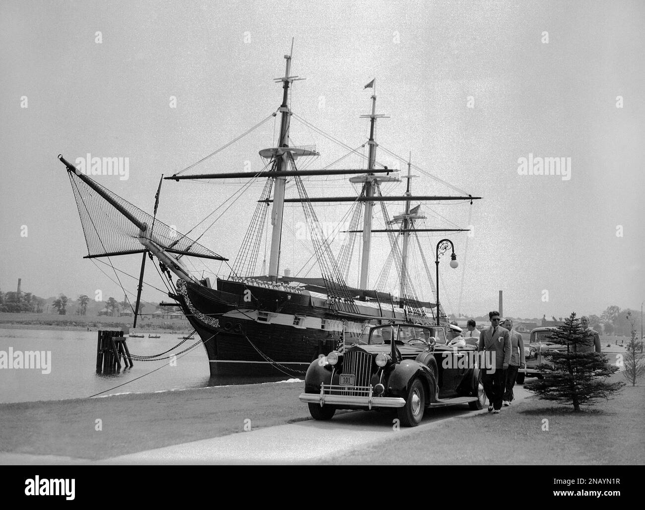 Auto carrying the President Franklin D. Roosevelt on a tour of the ...