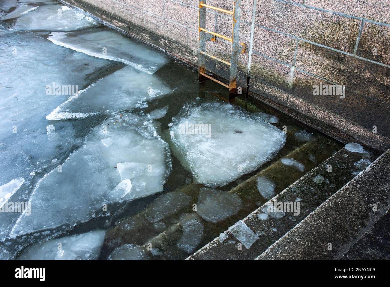 Ice floating sea hi-res stock photography and images - Alamy