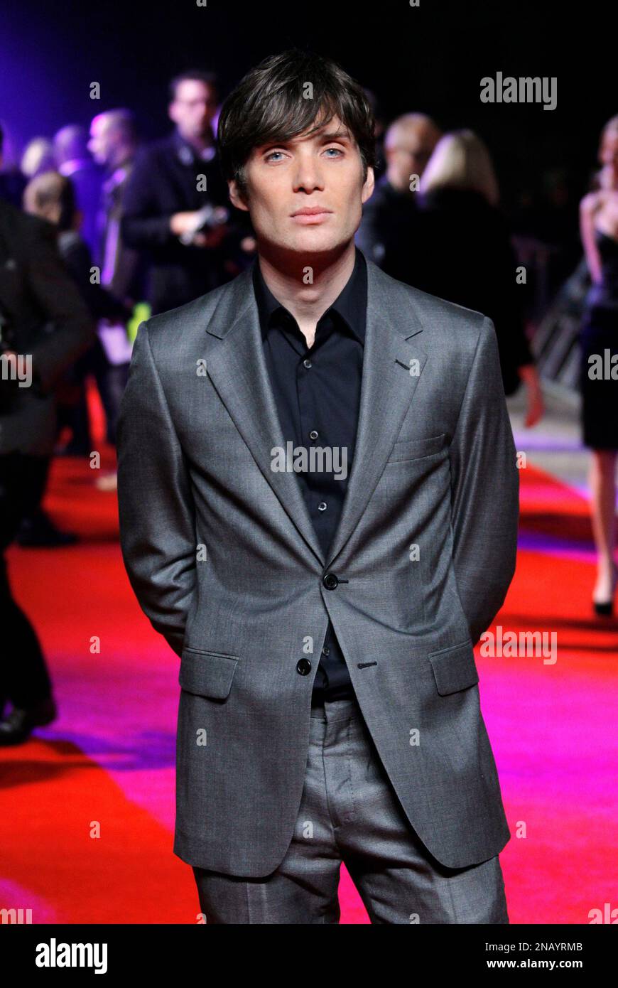 Cillian Murphy arrives on the red carpet for the UK premiere of In Time ...