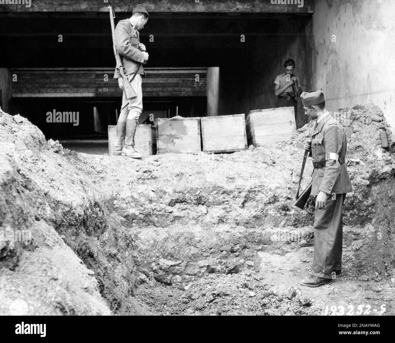 Nazis buried some of their torture chamber victims of the French forces ...