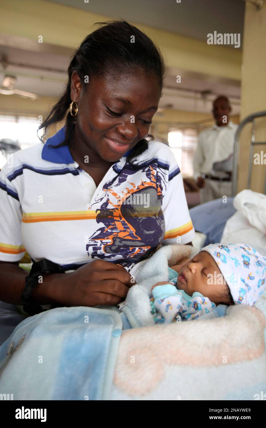 People Having Babies In Hospital