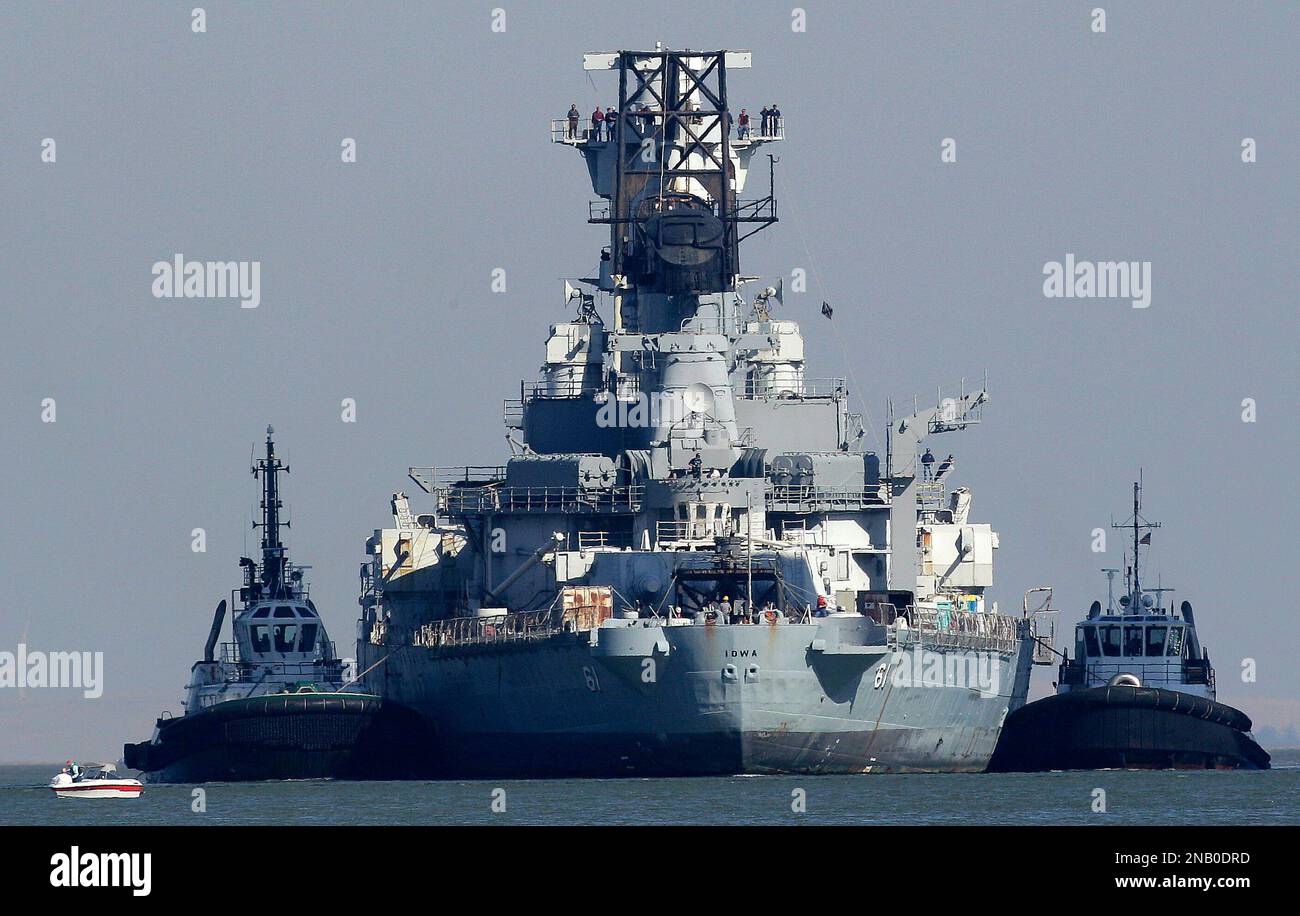 Battleship uss iowa museum hi-res stock photography and images - Alamy