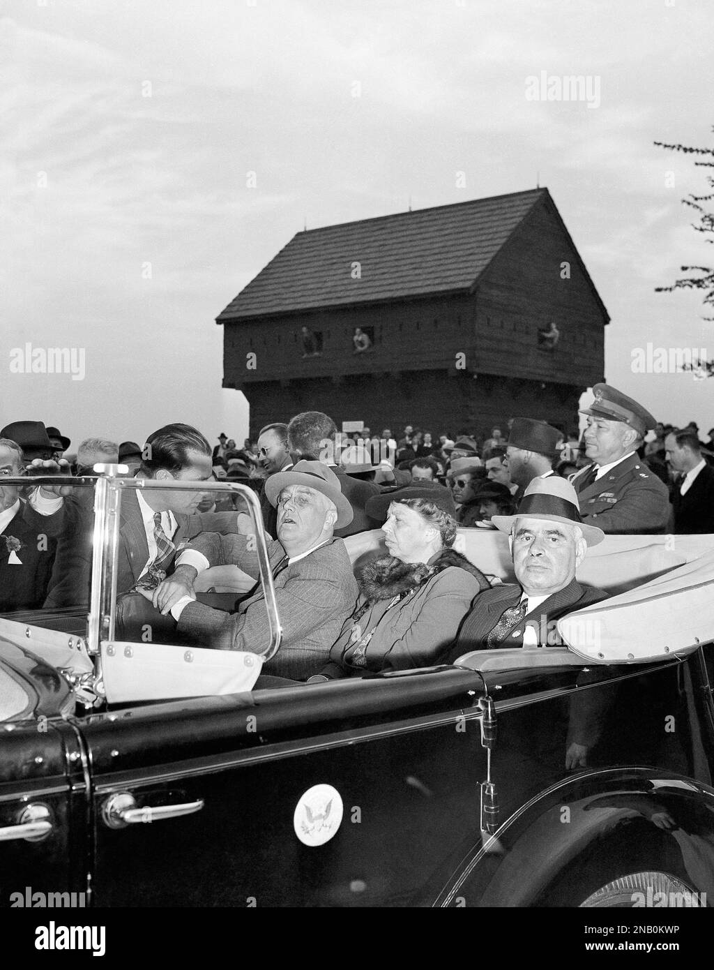 U.S. President Franklin D. Roosevelt, Mrs. Eleanor Roosevelt, Gov ...