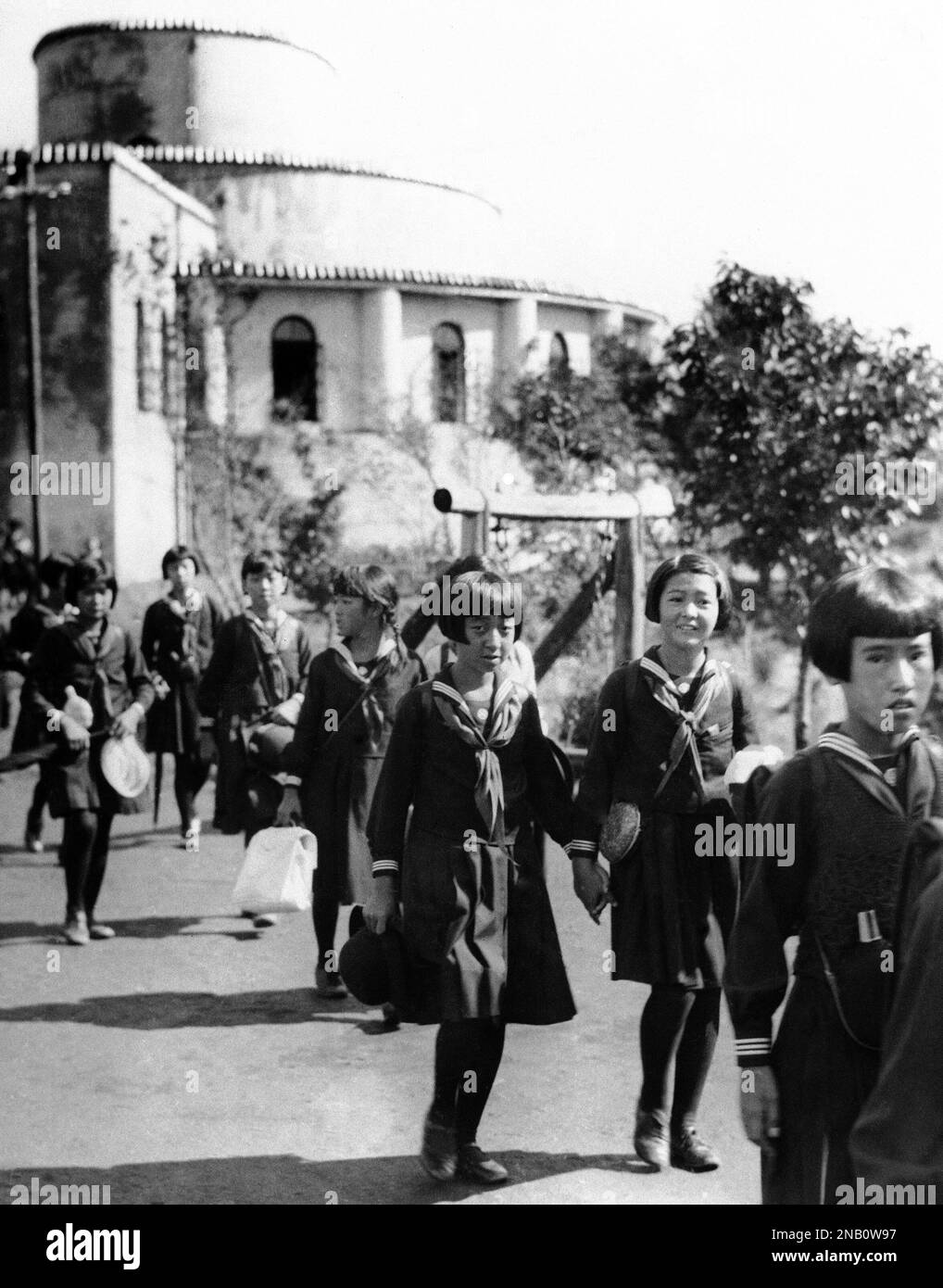 The little girl holding the black hat, third from right, is Princess ...