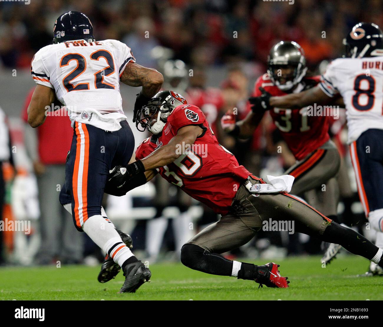 Tampa Bay Buccaneers defensive back Tanard Jackson (36) tries to stop ...