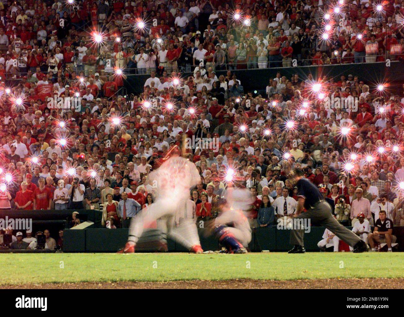 FILE - In this Sept. 8, 1998 file photo, a slow-shutter speed exposure ...