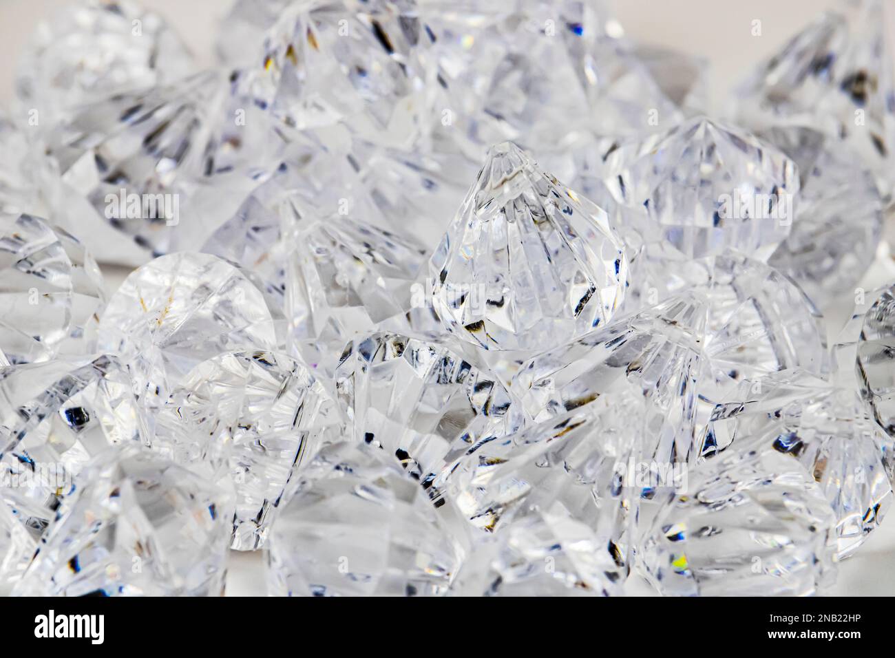 Diamonds backgrounds hi-res stock photography and images - Alamy