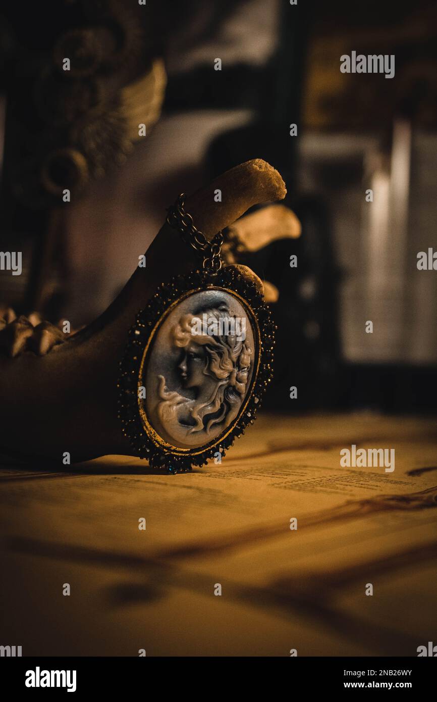 Cameo bronze hi-res stock photography and images - Alamy