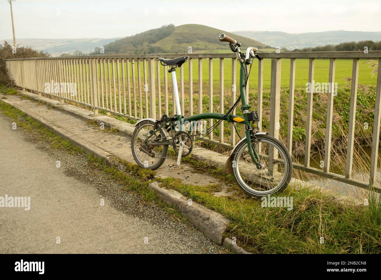 Brompton bike hi-res stock photography and images - Alamy