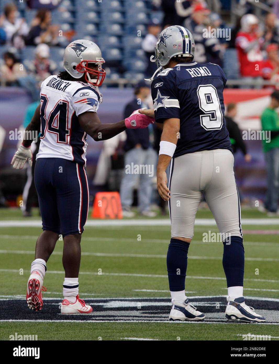 New England Patriots wide receiver Deion Branch (84) and Dallas Cowboys ...