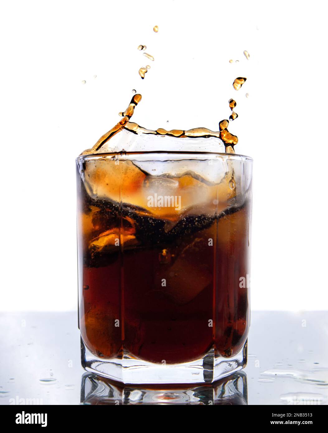 Glass coca cola ice lemon hi-res stock photography and images - Alamy