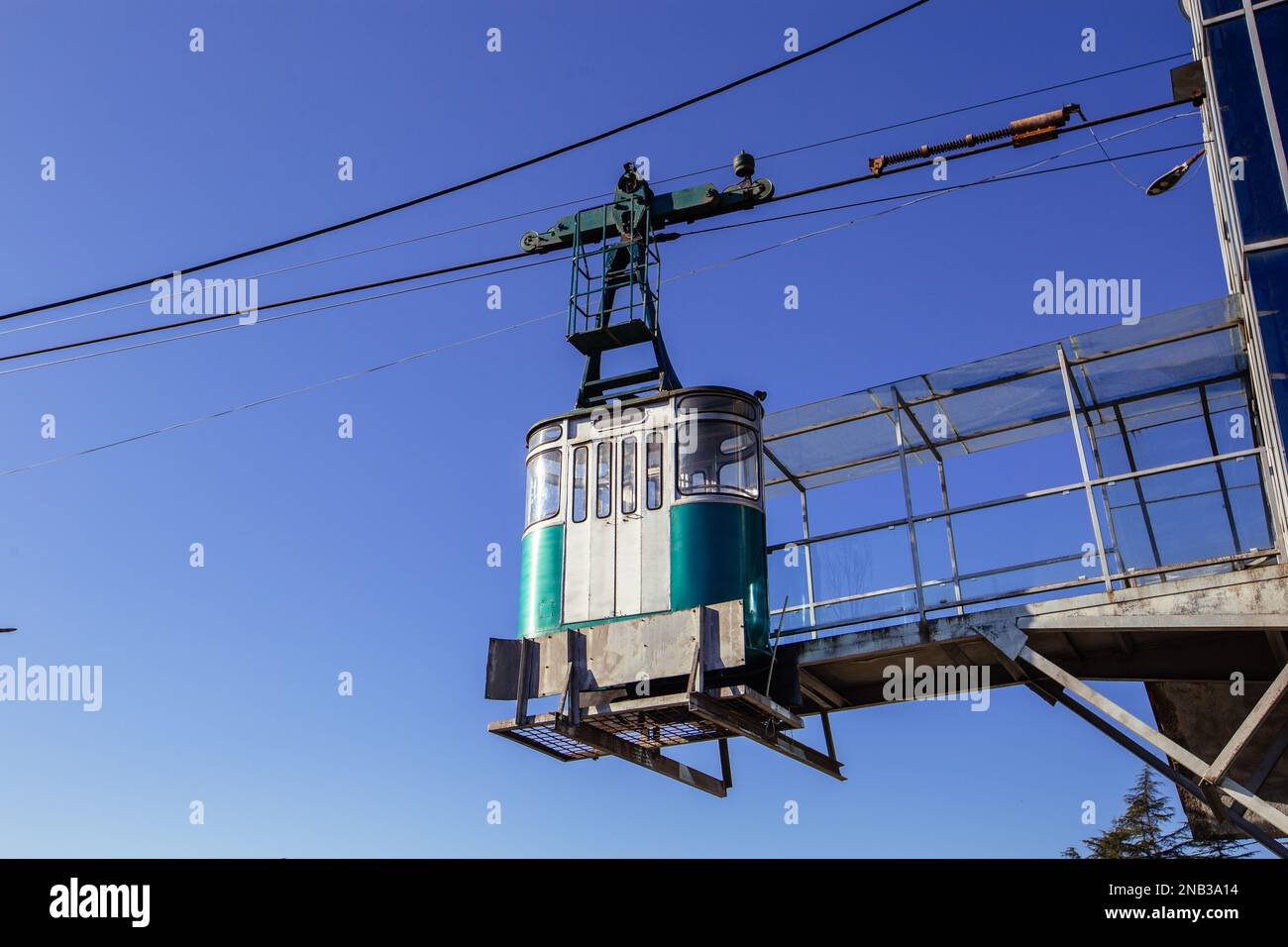 Old cable car on the lower station Stock Photo - Alamy