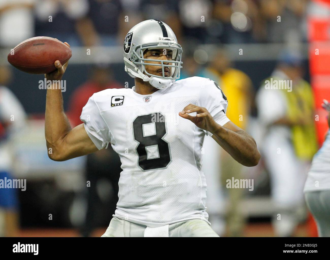 Oakland Raiders quarterback Jason Campbell in the fourth quarter of an ...