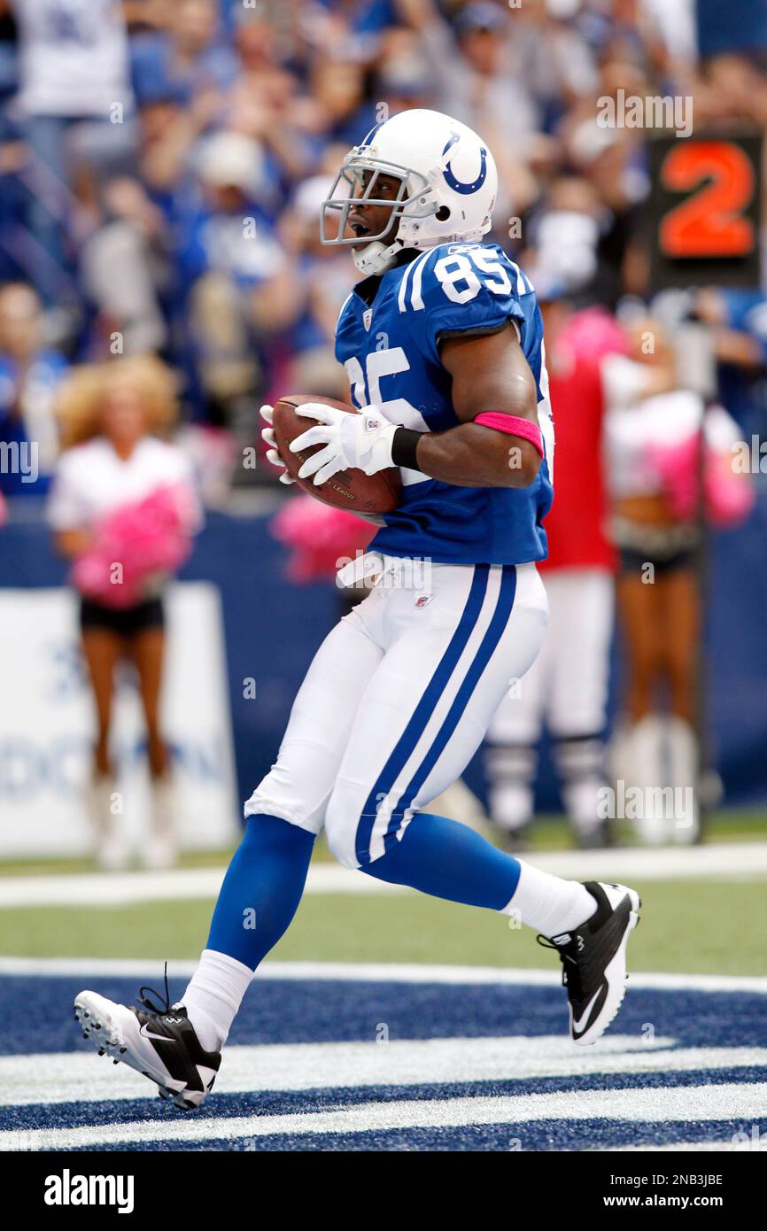Indianapolis Colts wide receiver Pierre Garcon scores a touchdown ...
