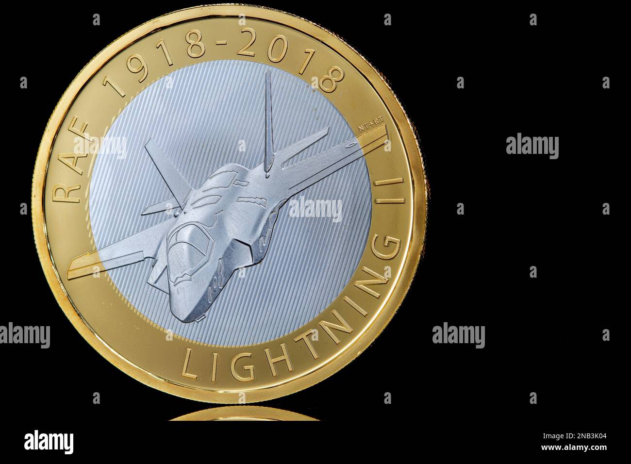 Lockheed F35 Lightning featured on the reverse side of a Silver proof £ ...