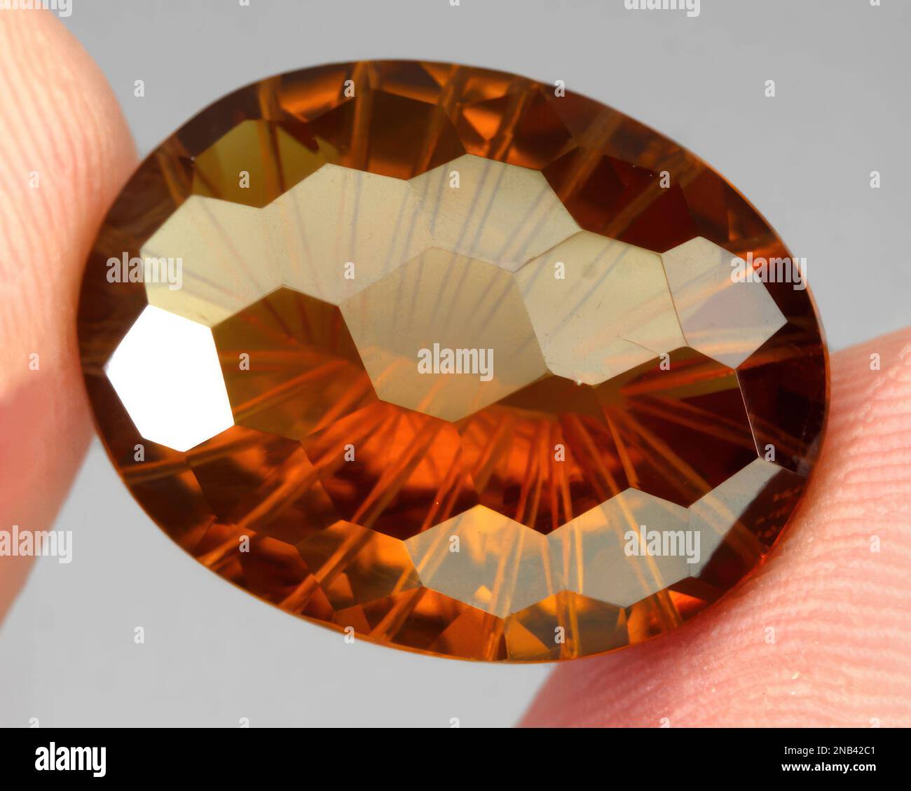 Topaz quartz hi-res stock photography and images - Alamy
