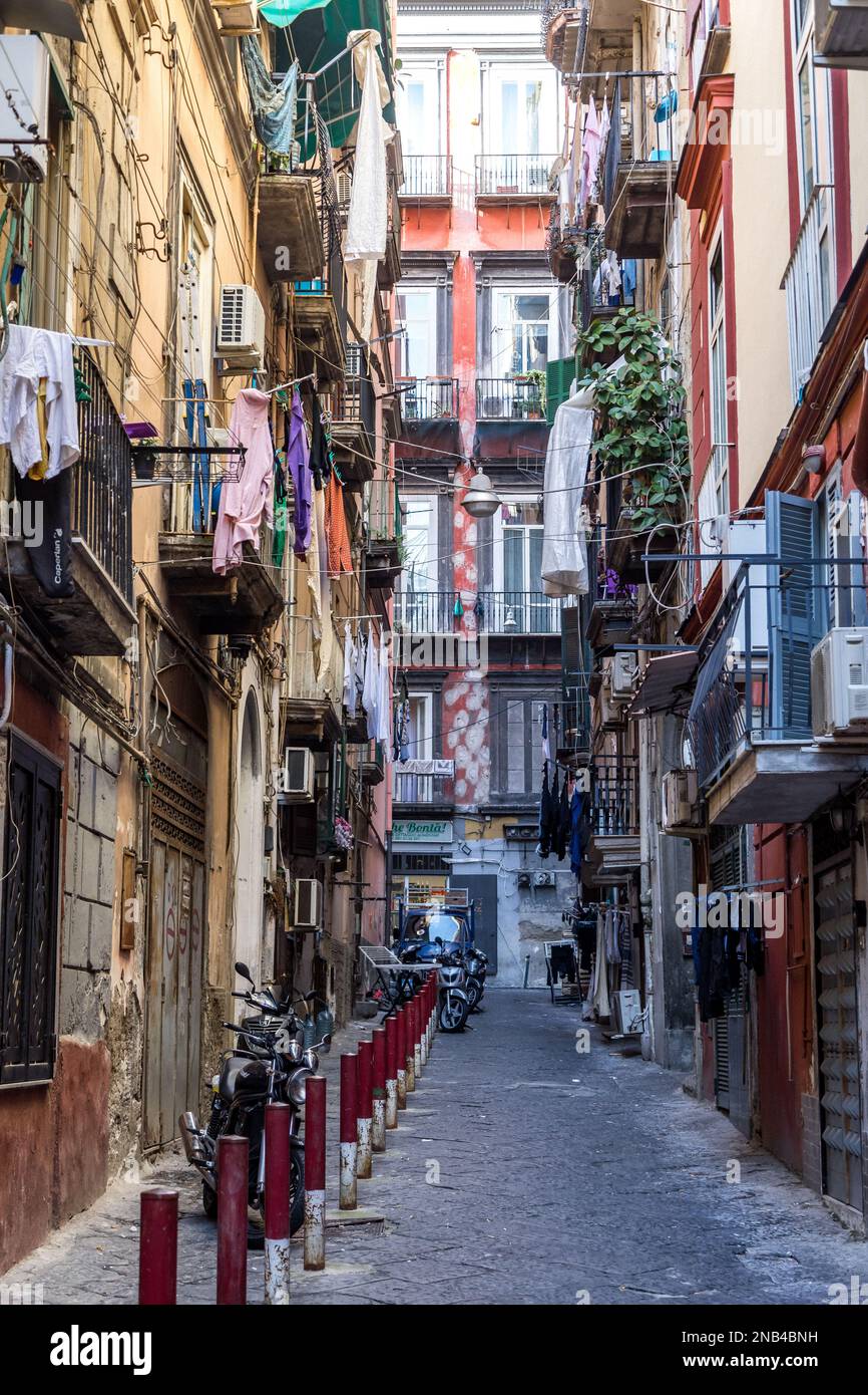 Naples Italy, streetscape, people shopping and working. life in Naples ...