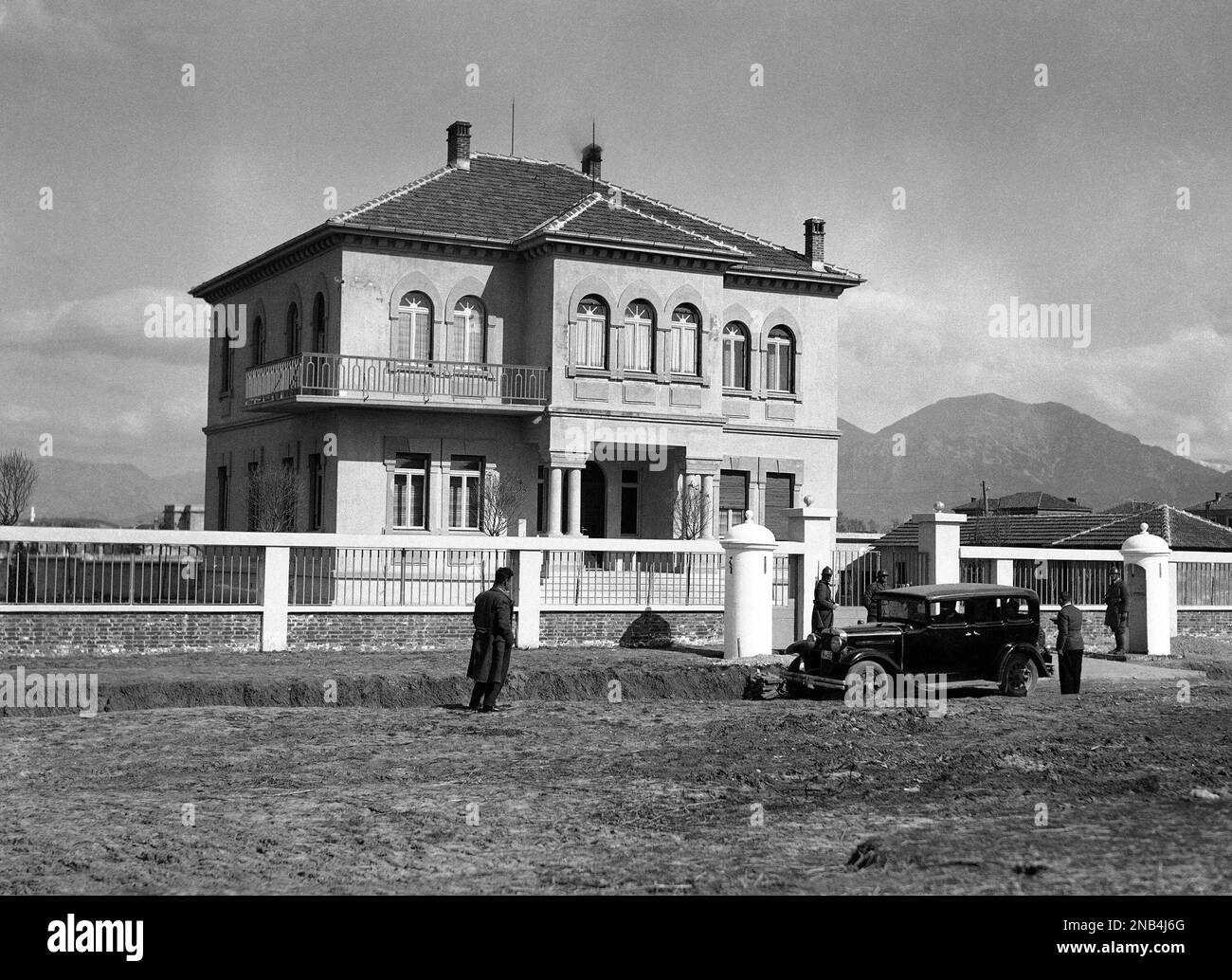 The villa where Countess Geraldine Apponyi, King Zog’s fiancée, lives ...