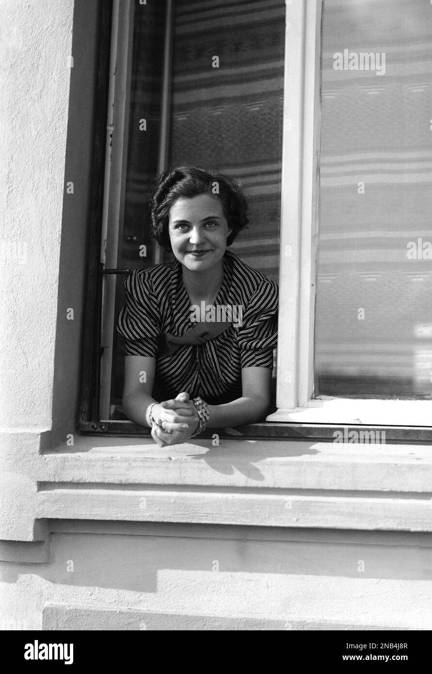 Countess Geraldine Apponyi on March 16, 1938, who is engaged to be ...