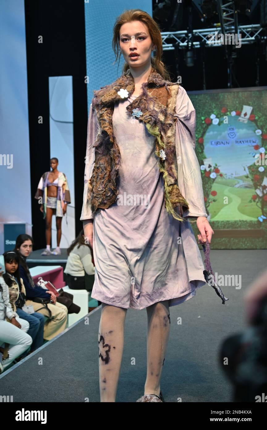 Fashion stalls exhibitions hi-res stock photography and images - Alamy