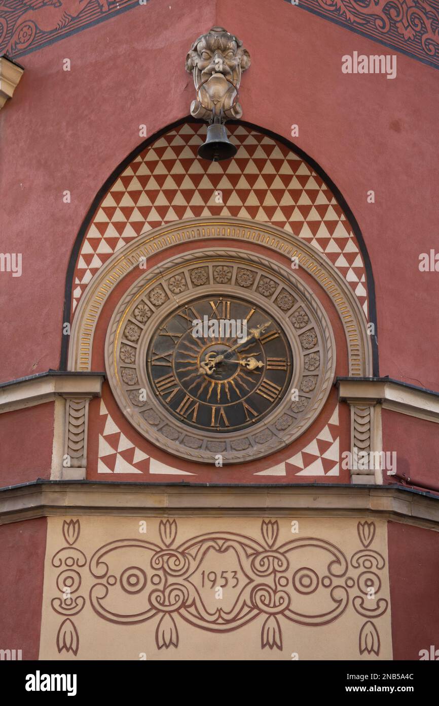 Simonetti house clock hi-res stock photography and images - Alamy