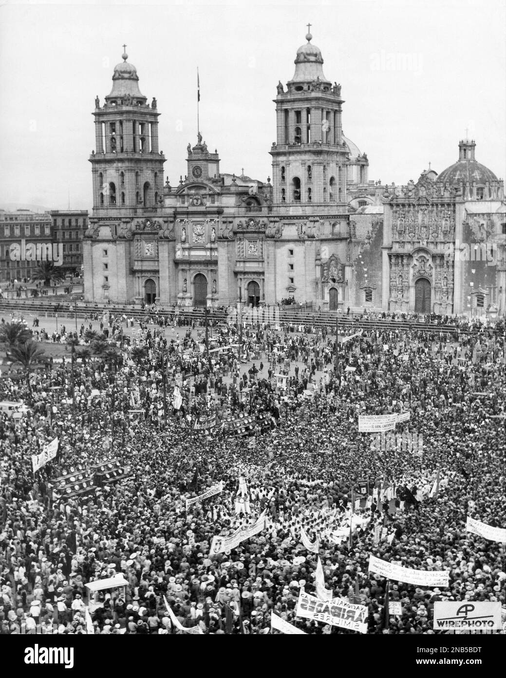 On the 26th anniversary of the revolution that ended Porfirio Diaz’ 30 ...