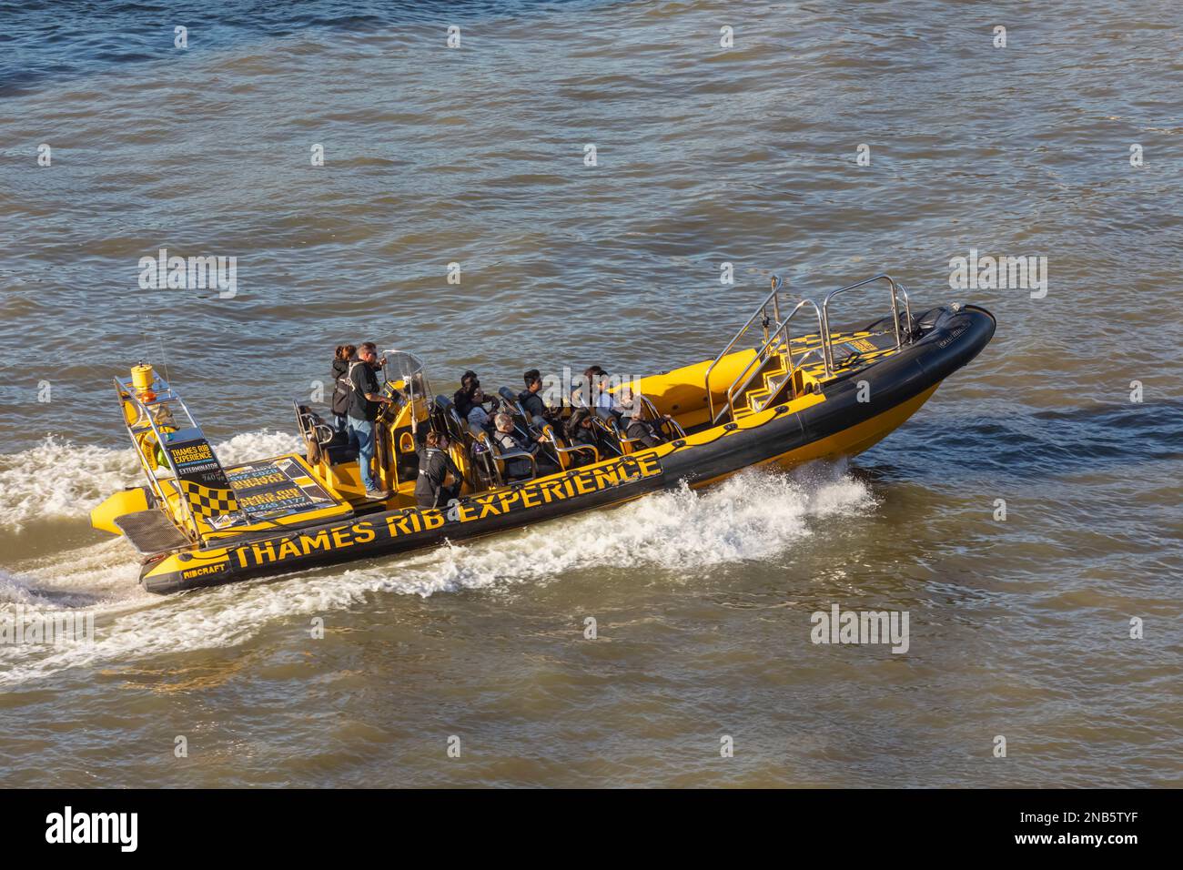England, London, Thames River Experience RIB Boat Tour on River Thames Stock Photo - Alamy