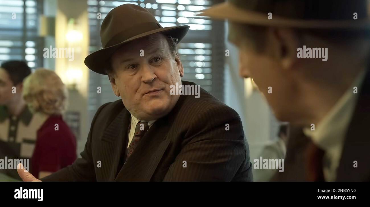 MARLOWE, from left: Colm Meaney, Liam Neeson, 2022. © Open Road Films ...