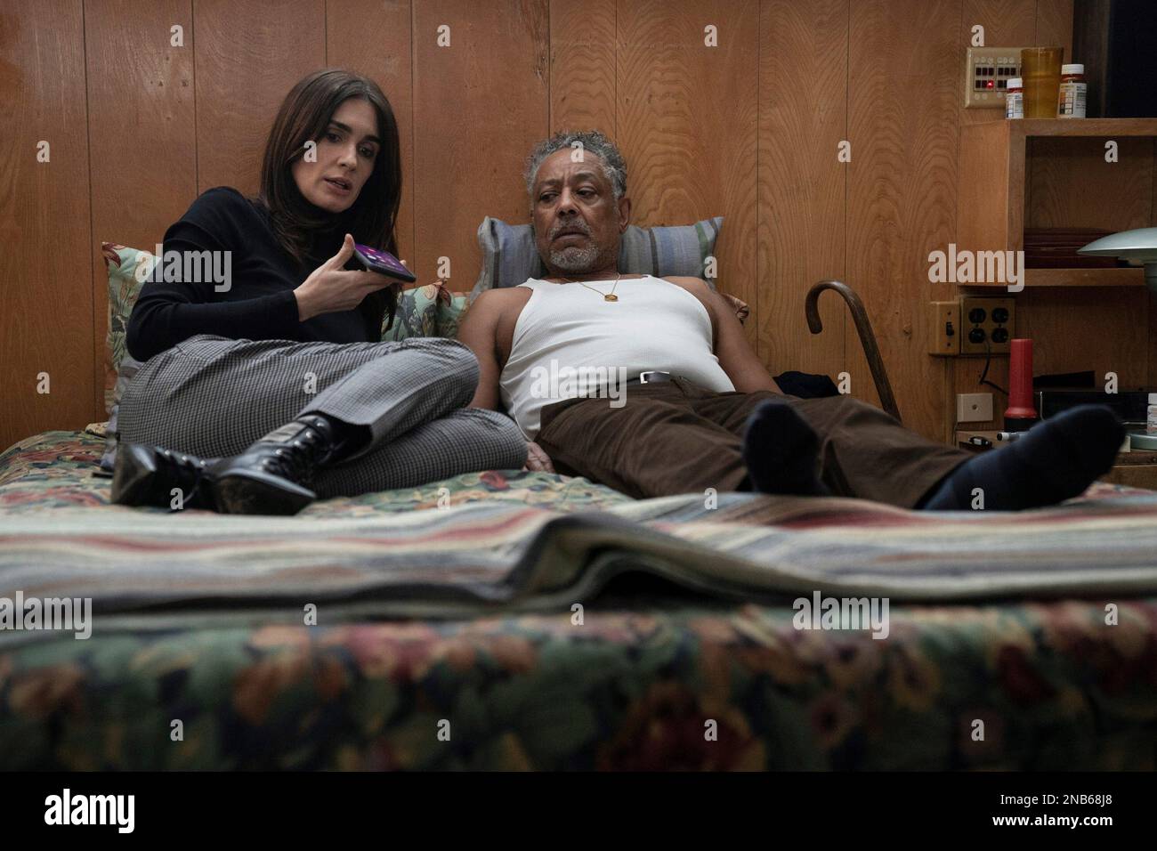 KALEIDOSCOPE, from left: Paz Vega, Giancarlo Esposito, Pink: 6 Months After the Heist', (Season ...