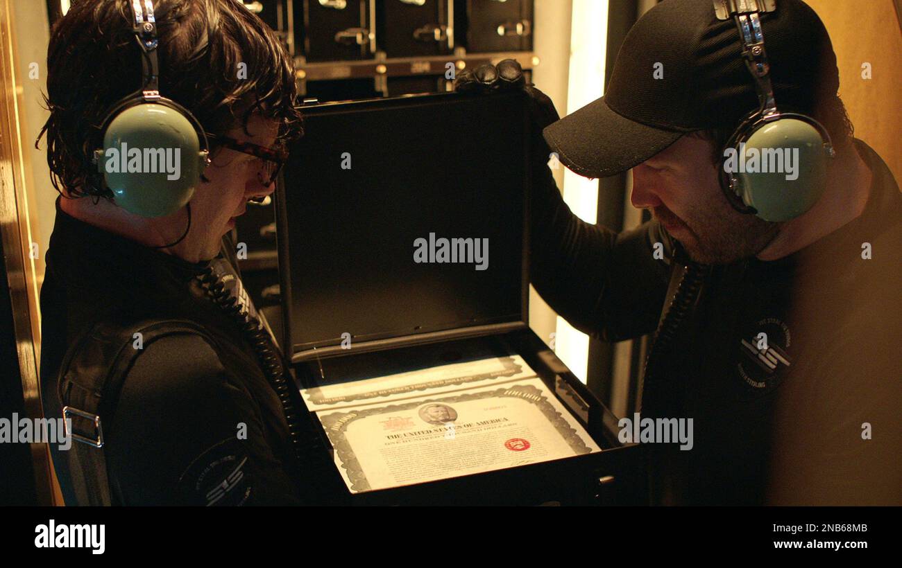 KALEIDOSCOPE, from left: Peter Mark Kendall, Jai Courtney, White: The Heist', (Season 1, ep. 109 ...