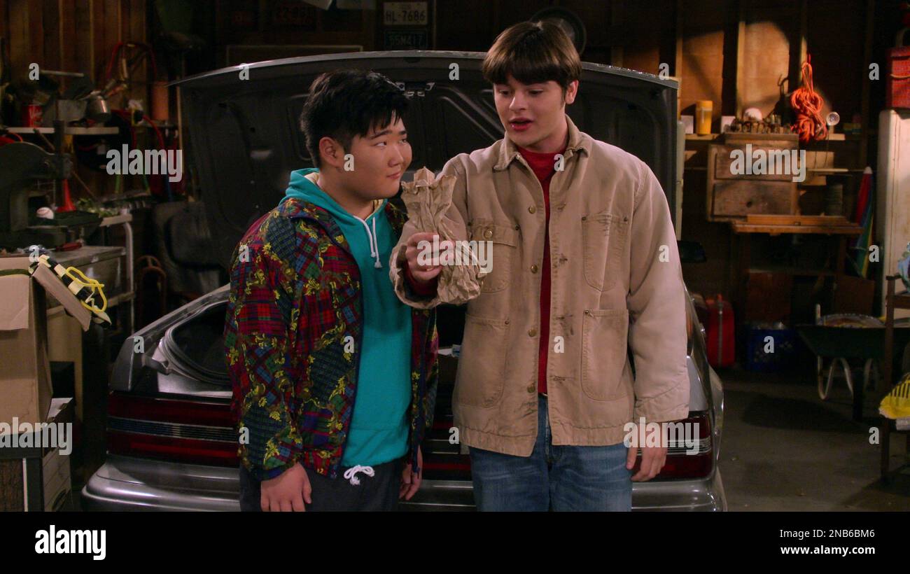 THAT '90S SHOW, (aka THAT 90S SHOW), from left: Reyn Doi, Mace Coronel ...